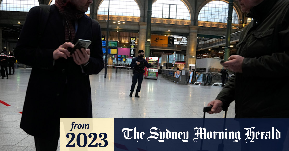 Paris Gare du Nord: Six people stabbed in train station, attacker shot by police